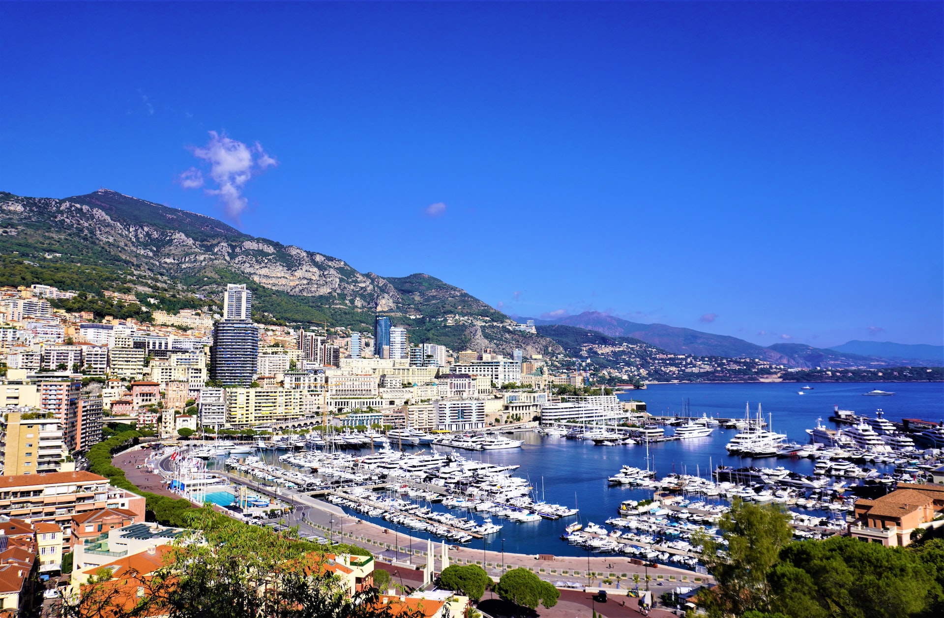 Living in Monaco : An Expat Guide in 2023 - No Borders Founder