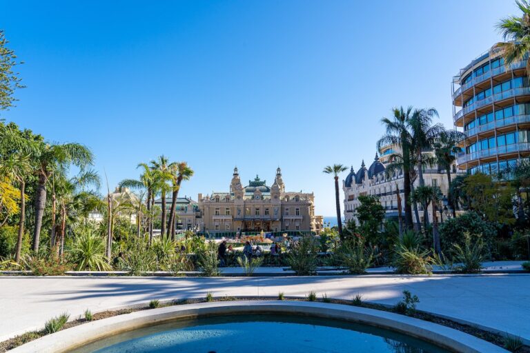 Living in Monaco : An Expat Guide in 2023 - No Borders Founder